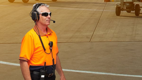 Top Two-Way Radio Tips to Keep Radio Users Safe at Work | Sensear